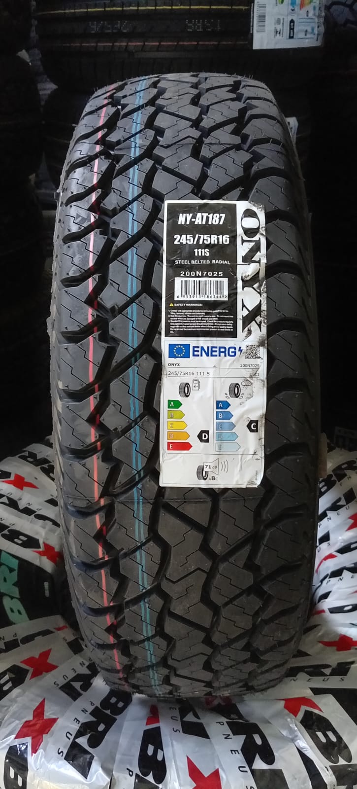 Neumático 245/75 R16 Onyx Pcr Ny-at187 111s – Neumáticos del Maule