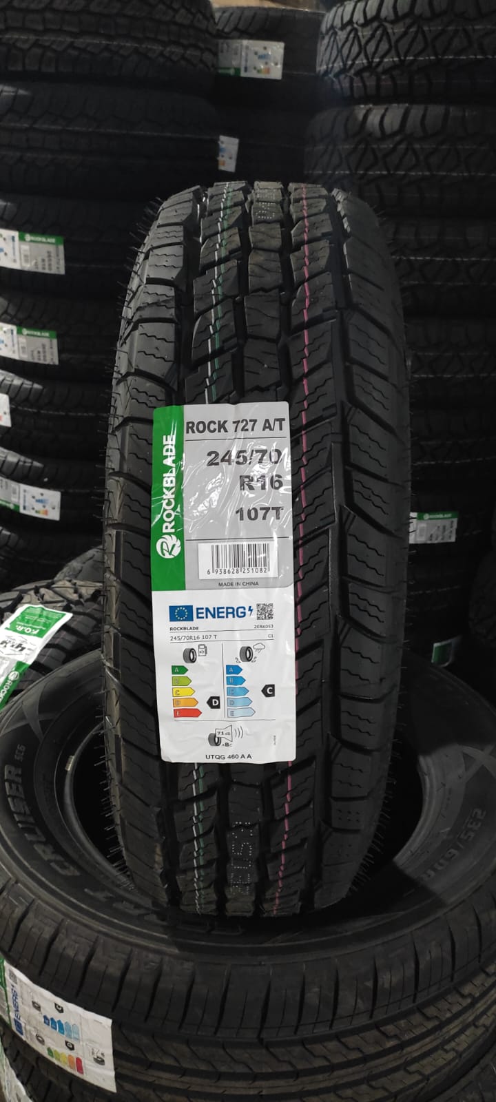 NEUMATICO 245/70 R16 ROCKBLADE ROCK 727 A/T 107T – Neumáticos del Maule